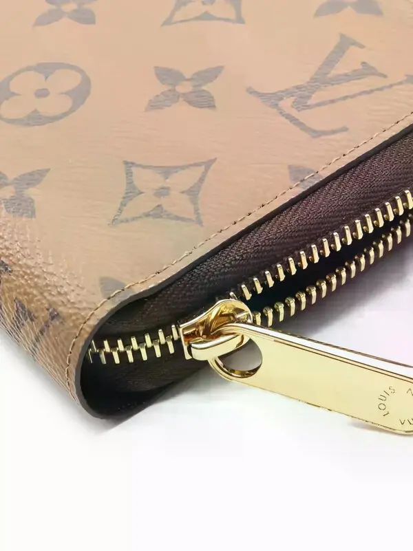 LOUIS VUITTON 2021 Reverse Monogram Zip Wallet