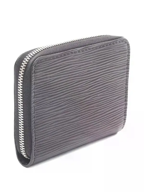 LOUIS VUITTON 2021 Textured Leather Wallet - Grey