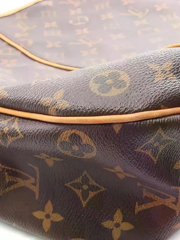 LOUIS VUITTON 2011 Galliera Pm Monogram Shoulder Bag