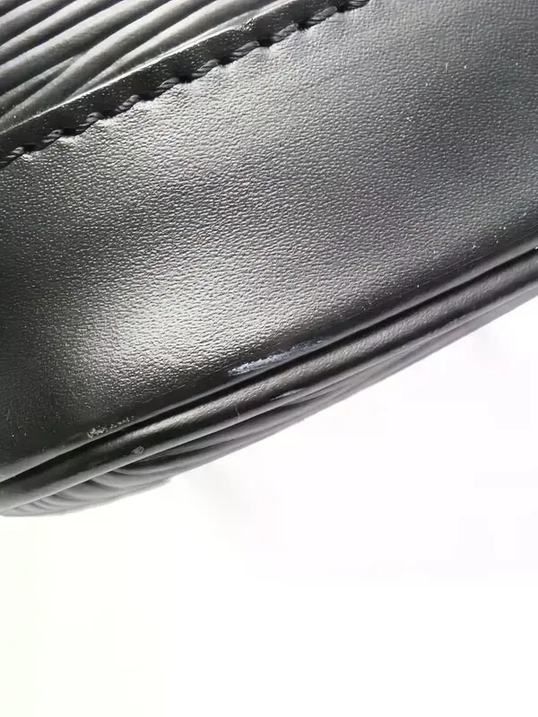 LOUIS VUITTON 1997 Pm Alma Handbag