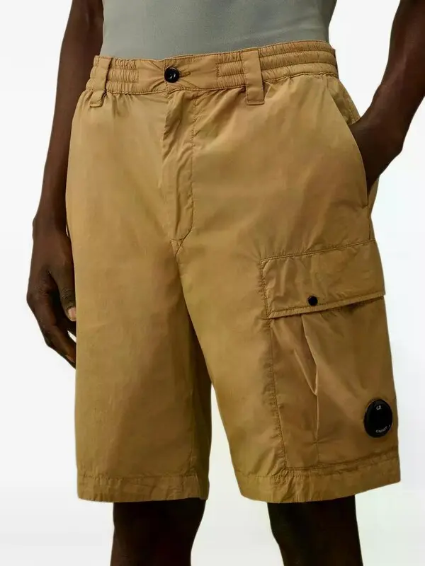 C.P. COMPANY Fili Lens Cargo Shorts - Neutrals