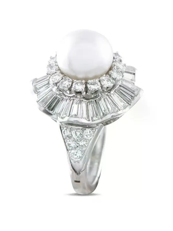 LB EXCLUSIVE Diamond And Pearl Ring