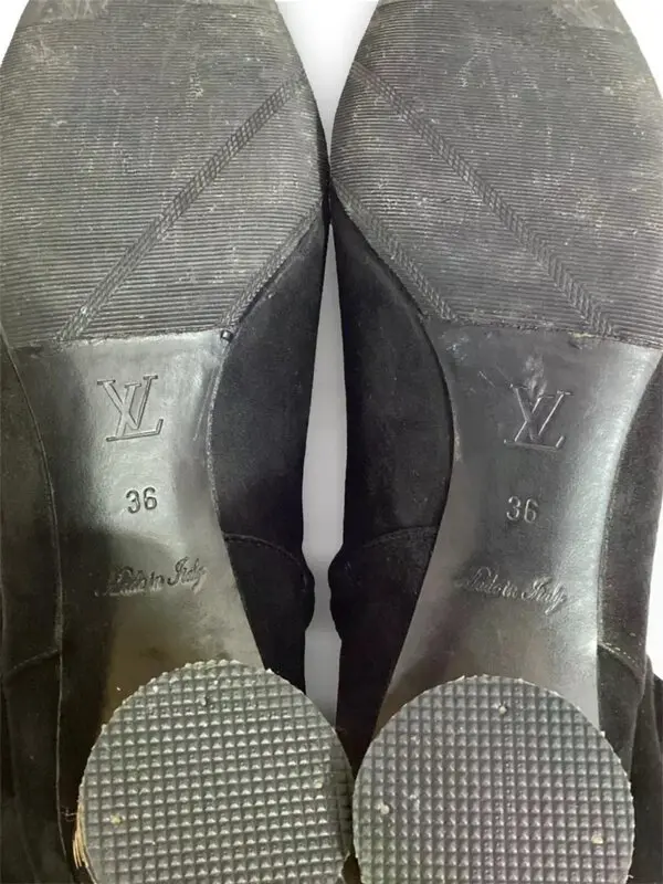 LOUIS VUITTON Over-the-knee Suede Boots