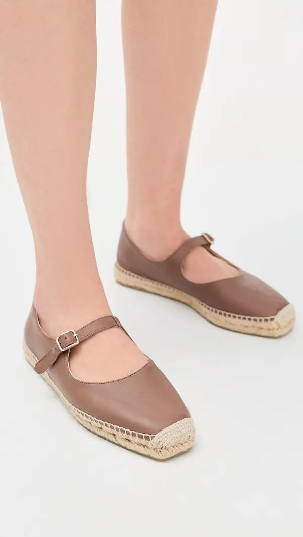 CastaÑer Pepa Mary Jane Flats
