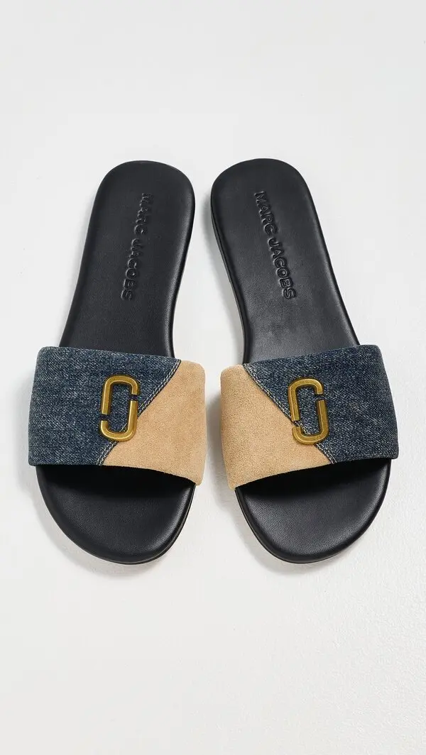 Marc Jacobs The Snapshot Slides