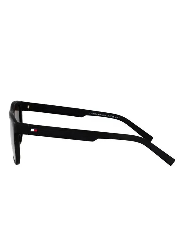Tommy Hilfiger Rectangle Frame Sunglasses