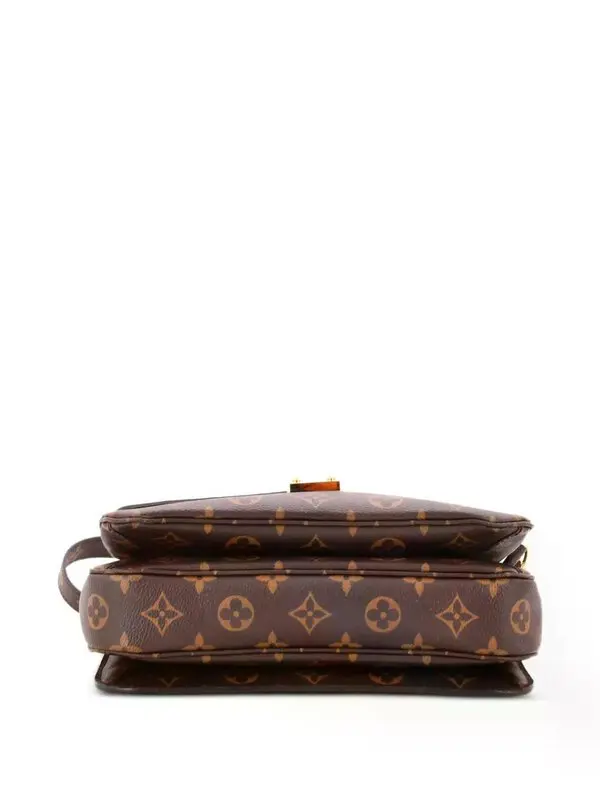 LOUIS VUITTON Pochette Metis Monogram Canvas Crossbody Bag - Brown