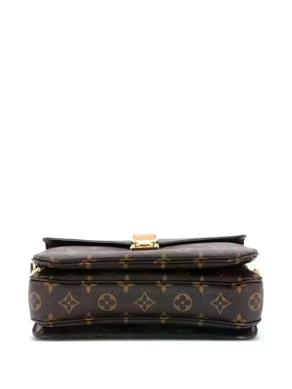 LOUIS VUITTON Pochette Metis Monogram Canvas - Brown
