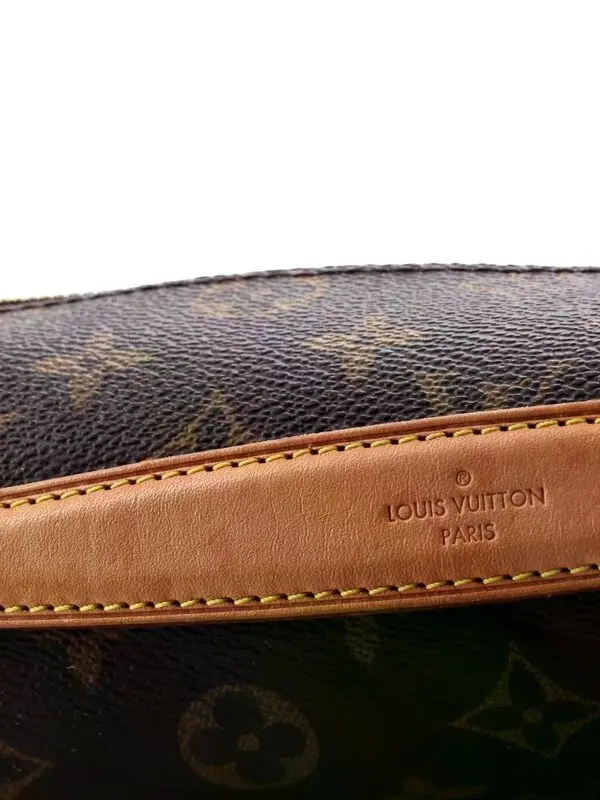 LOUIS VUITTON Pochette Metis Monogram Canvas - Brown