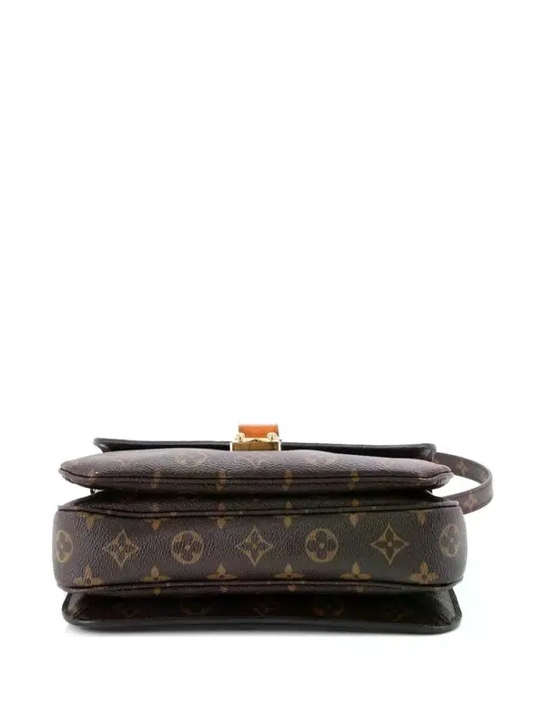 LOUIS VUITTON Pochette Metis Monogram Canvas - Brown