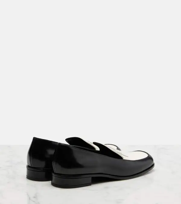 Givenchy Label Leather Loafers - Black