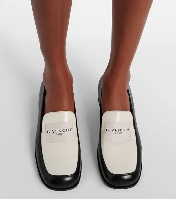 Givenchy Label Leather Loafers - Black