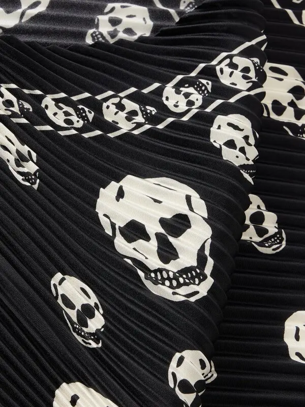 Alexander McQueen Printed Plissé Silk-satin Scarf - Black
