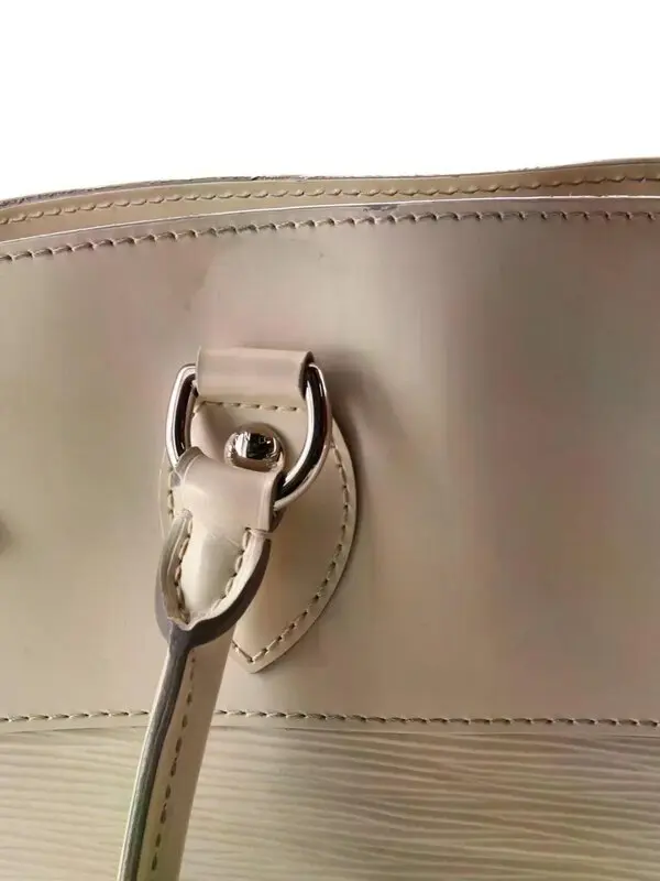 LOUIS VUITTON Passy Epi Leather Gm Tote Bag - Neutrals