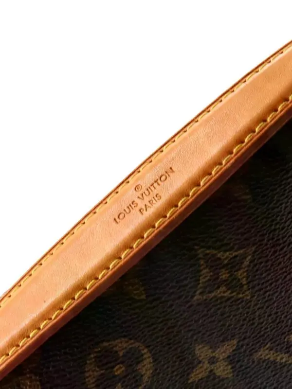 LOUIS VUITTON Pochette Metis Monogram Canvas Crossbody Bag - Brown