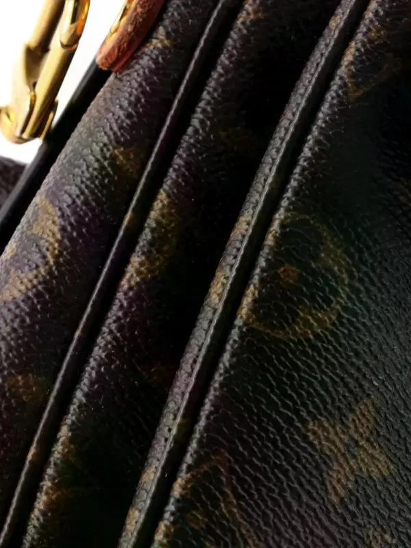 LOUIS VUITTON Pochette Metis Monogram Canvas Crossbody Bag - Brown