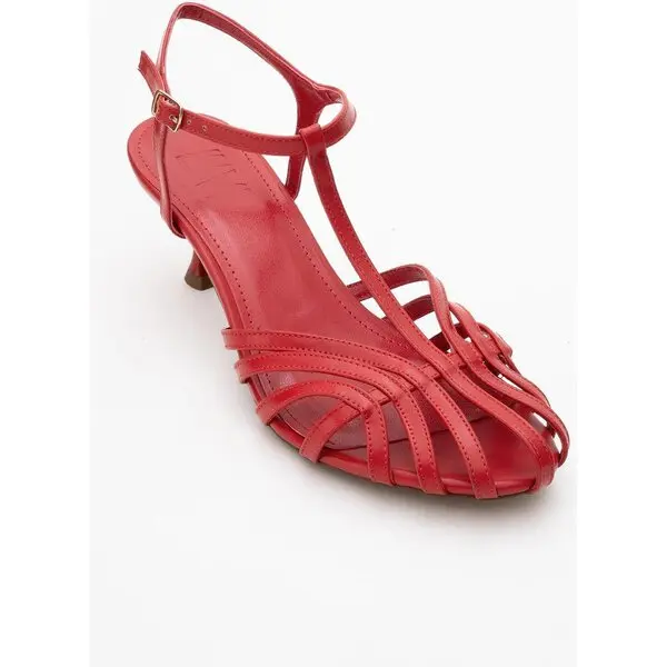 PROLOGUE SHOES Strappy Sandal - Red
