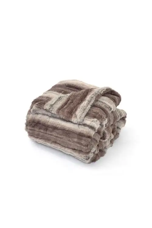 SEA TO ME Mount Shasta Faux Fur Throw Blanket - Brown/beige