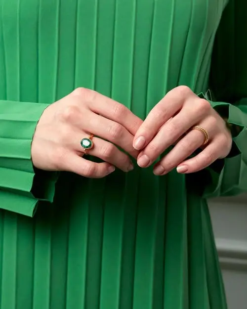 OTTOMAN HANDS Siena Cocktail Ring - Emerald
