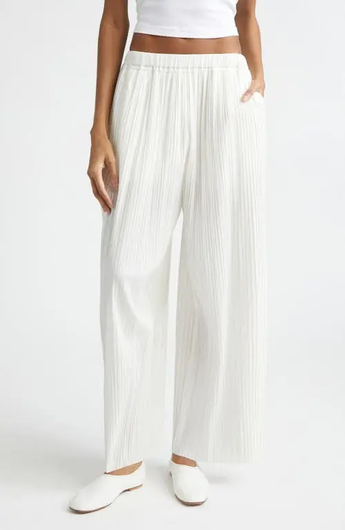 EENK Pleated Straight Leg Trousers