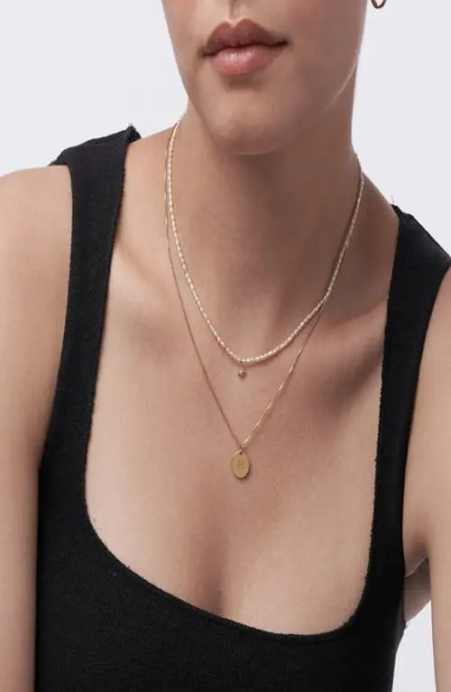 OAK & LUNA Willow Initial Disc Necklace 18k Gold Plated Silver - Letter J
