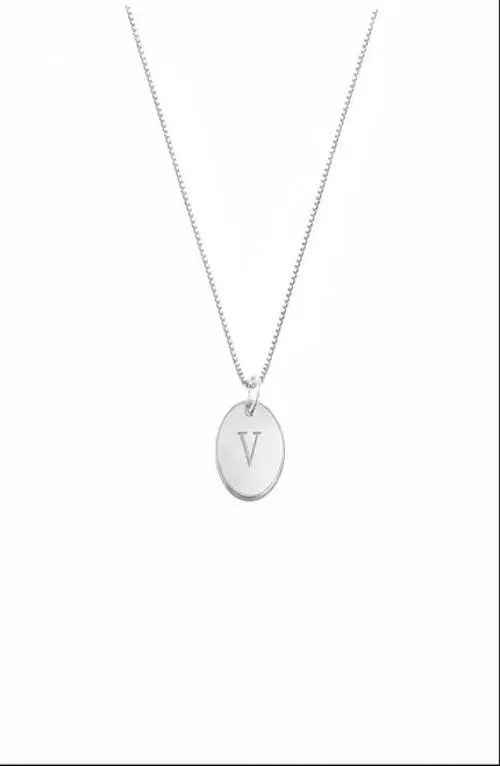 OAK & LUNA Willow Initial Disc Necklace - Letter V