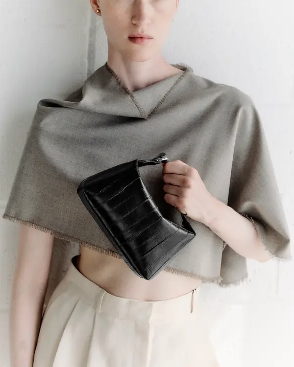 LIFFNER Pillow Pouch Micro Eel
