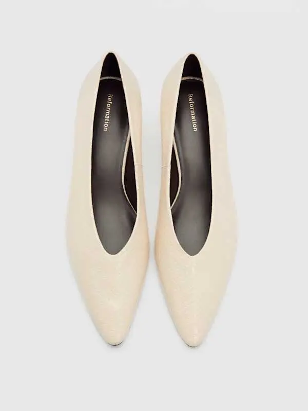 REFORMATION Calista Kitten Heel Pump - Ivory