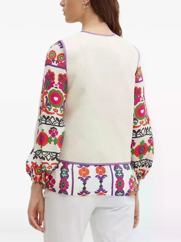 LA PETITE FRANÇAISE Buttoned V-neck Waistcoat