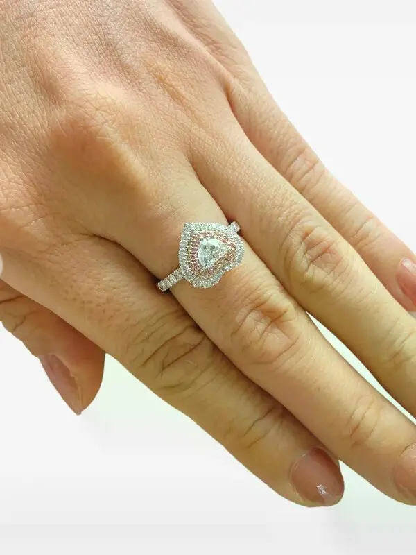 HYT JEWELRY 18kt White Gold Diamond Heart Ring