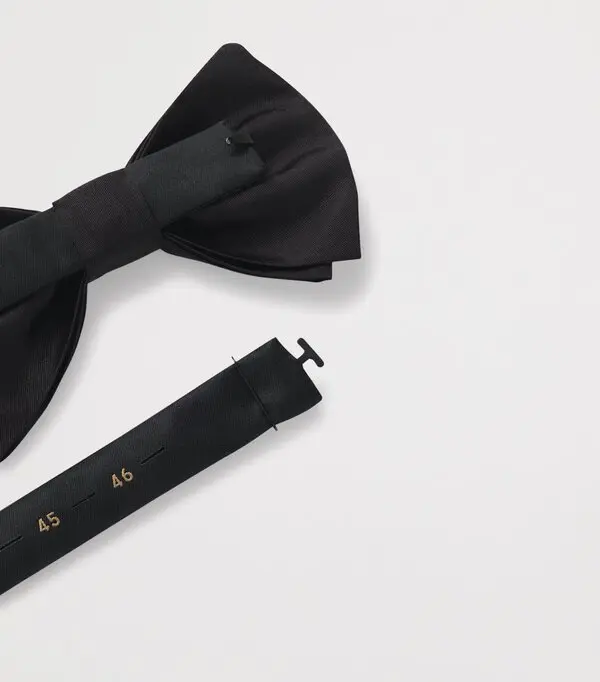 BOSS Silk Pre-tied Bow Tie