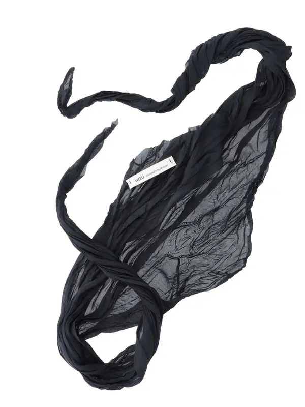 Ami Curled Scarf - Black