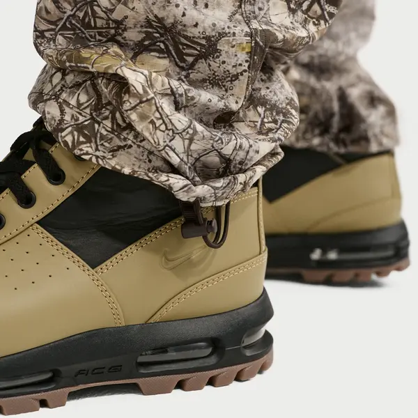 Nike Club Woven Cargo Pants - Brown
