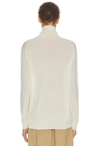 THE ROW Nabari Cashmere Turtleneck