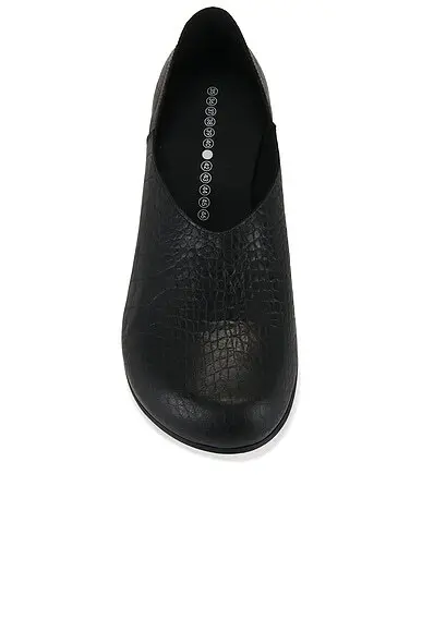 PHILEO 067 Crocodile Clog