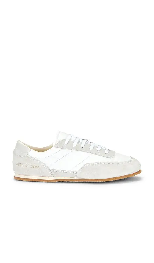 COMMON PROJECTS Minimal Runner Sneaker