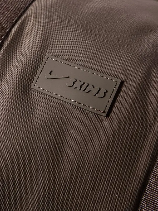SKIMS Puffer Gym Bag