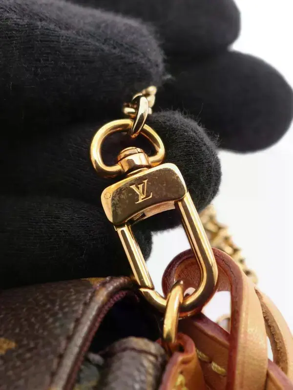 LOUIS VUITTON 2016 Monogram Favorite Mm Satchel
