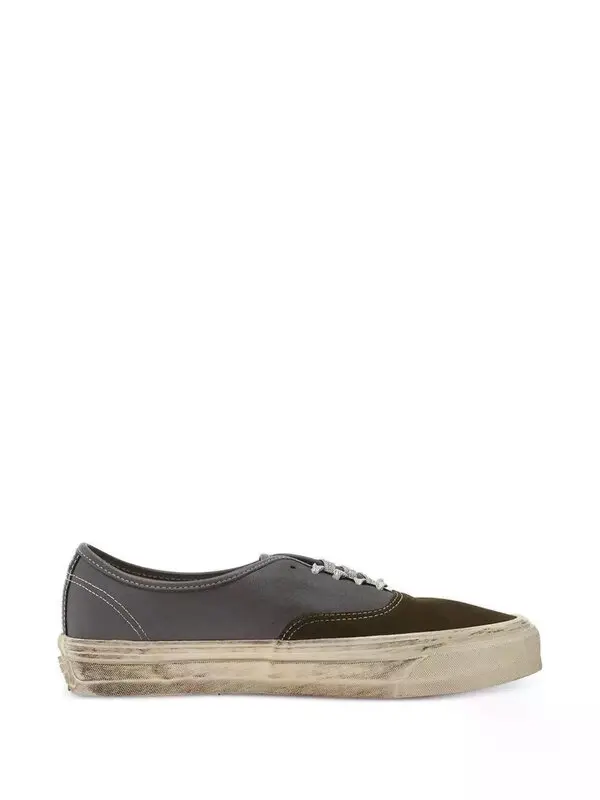 VANS Authentic 44 Lace-up Sneakers