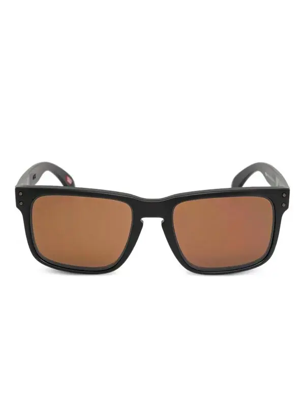 Oakley Square-frame Sunglasses