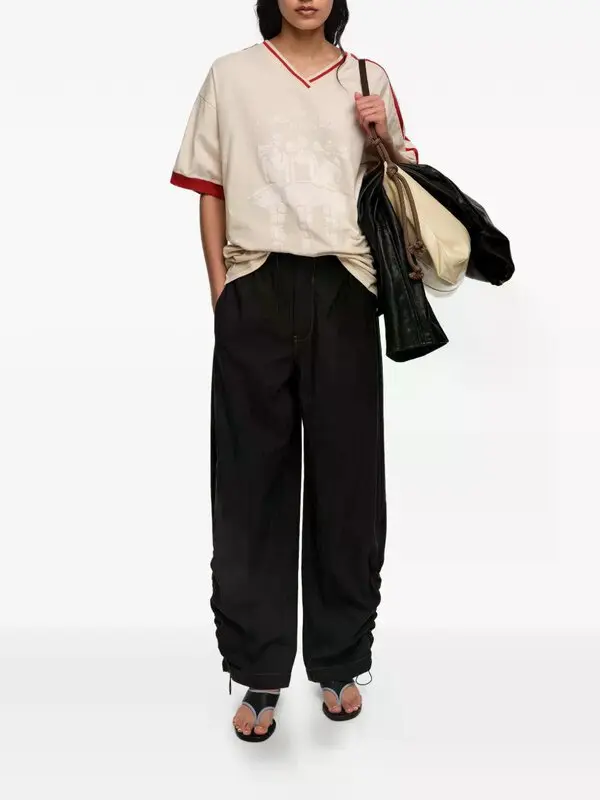 Bimba Y Lola Graphic-print V-neck T-shirt - Neutrals