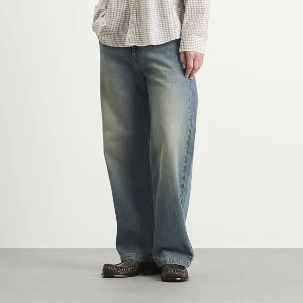 MFPEN Straight Cut Jeans