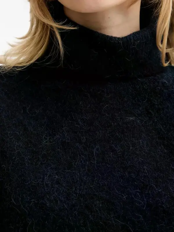 GESTUZ Knitted High-neck Vest