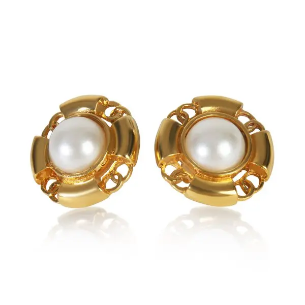 Chanel Gold-plated Faux Pearl Vintage Earrings - Gold_plated