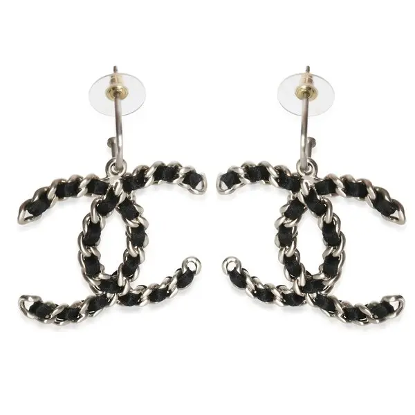 Chanel Leather Cc Stud Earrings - Palladium_plated