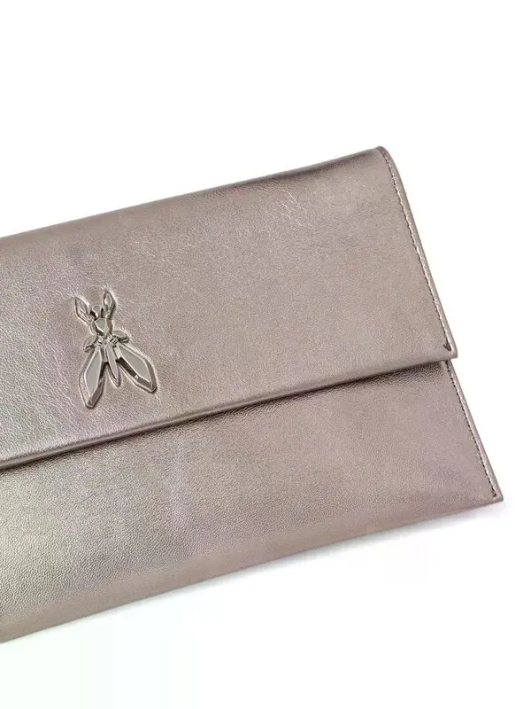 Patrizia Pepe Fly-appliqué Chain Clutch - Silver