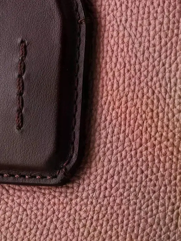 Burberry Banner Nm Leather Medium Tote Bag - Pink