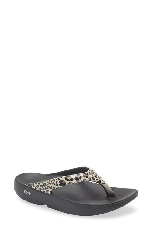 OOFOS Oolala Flip Flop - Leopard