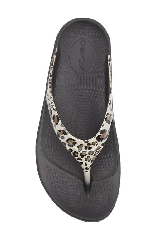OOFOS Oolala Flip Flop - Leopard