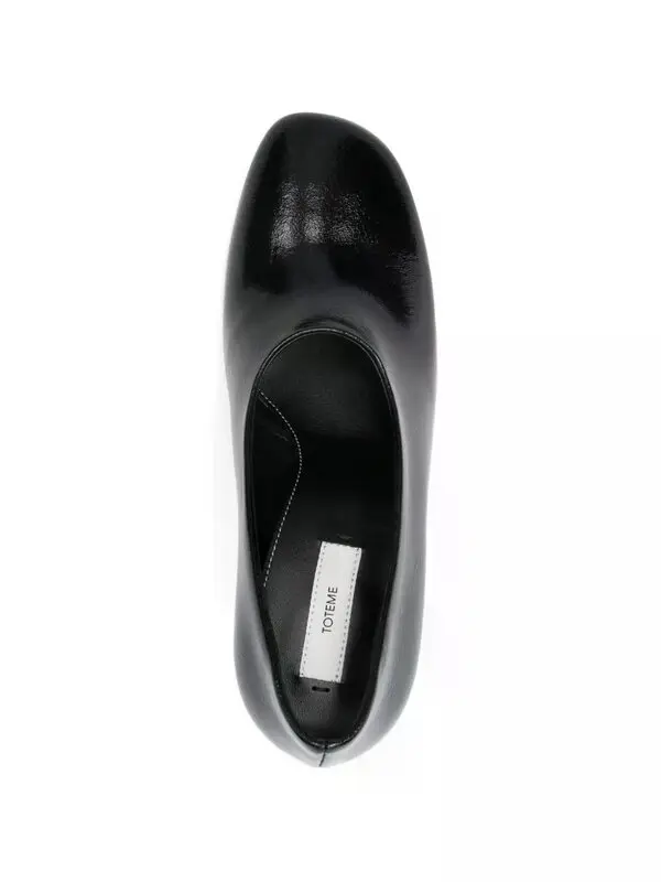 TOTEME Contour Naplack Pumps